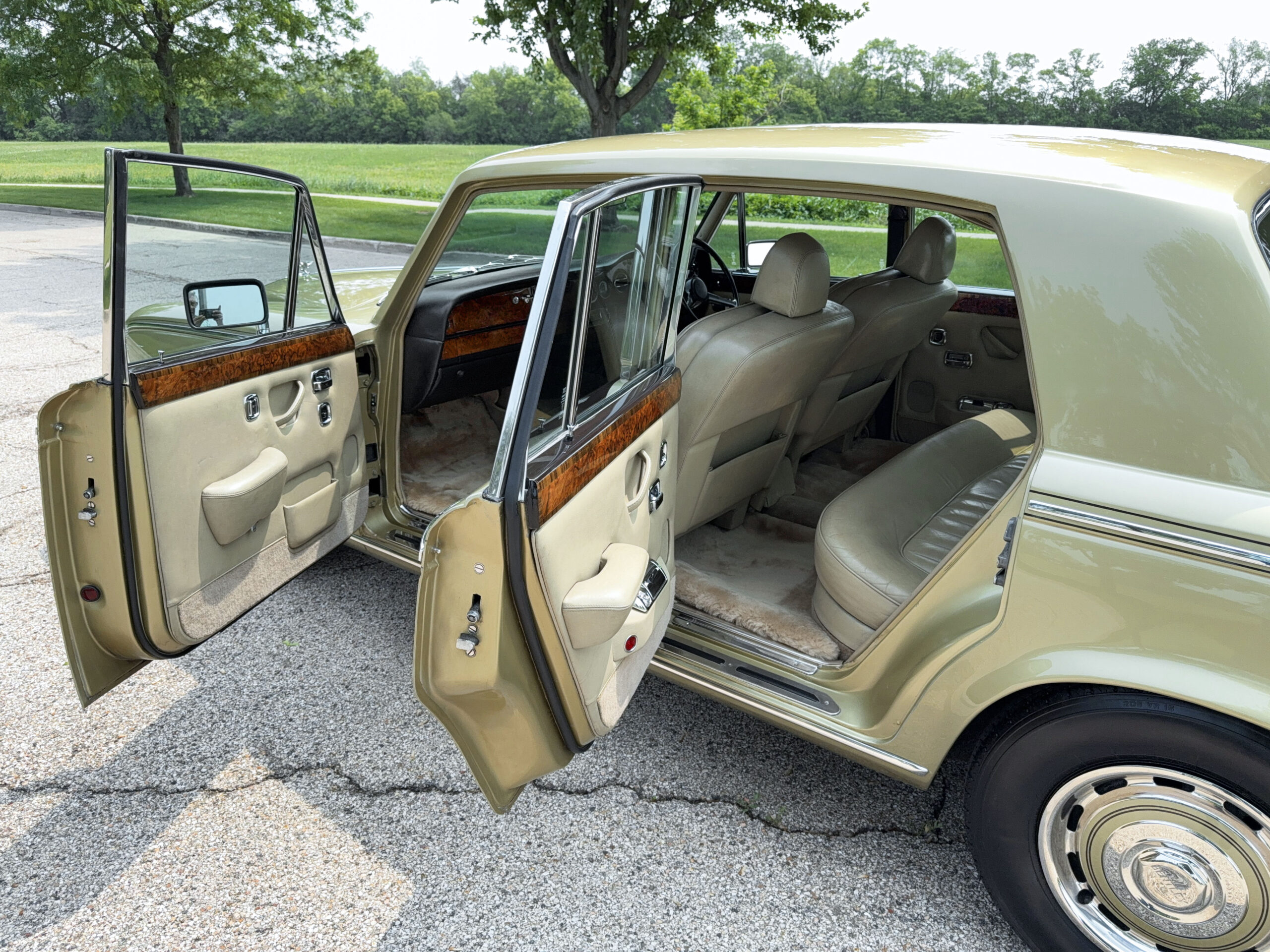 Bentley T2 – Park-Ward Motors